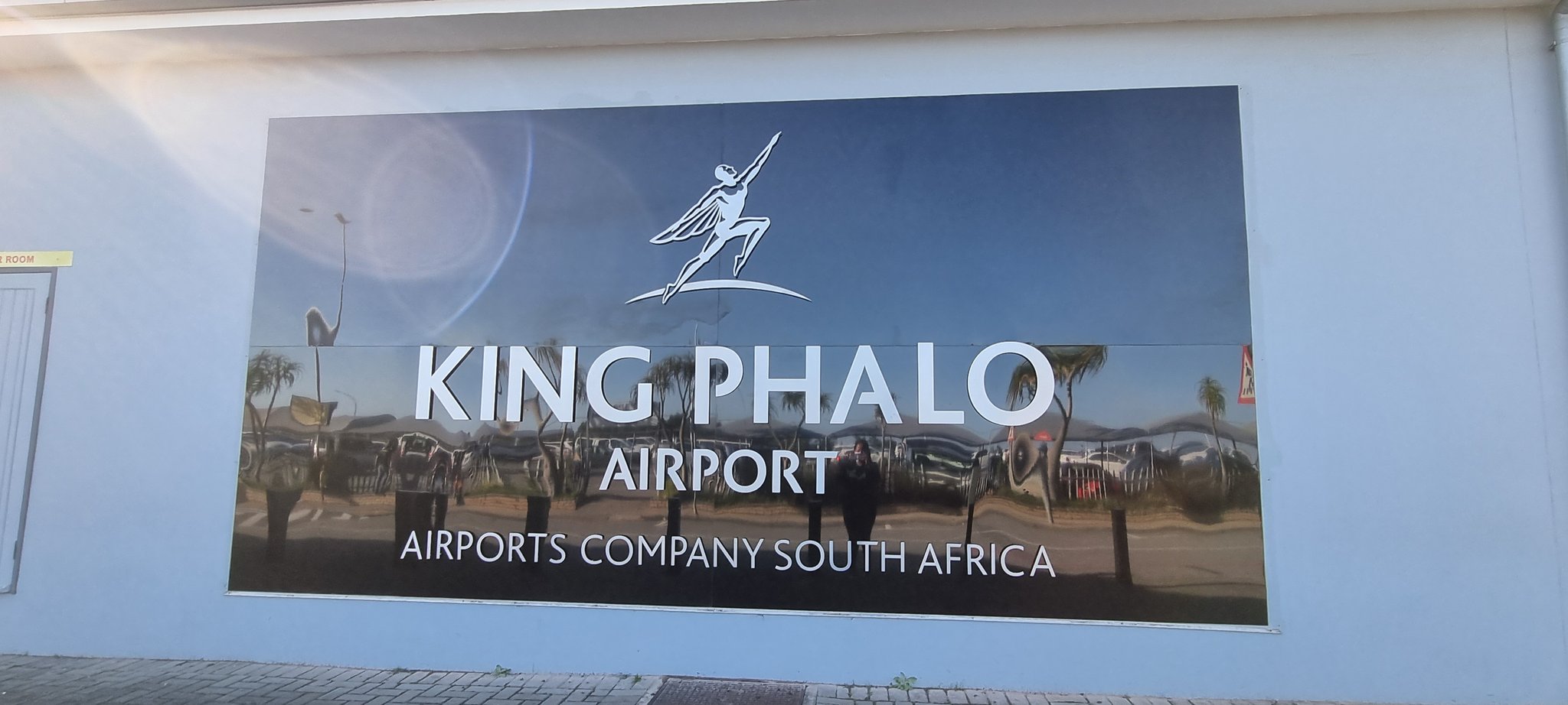 TravelComments.com – East London: Road works still taking place on the ...